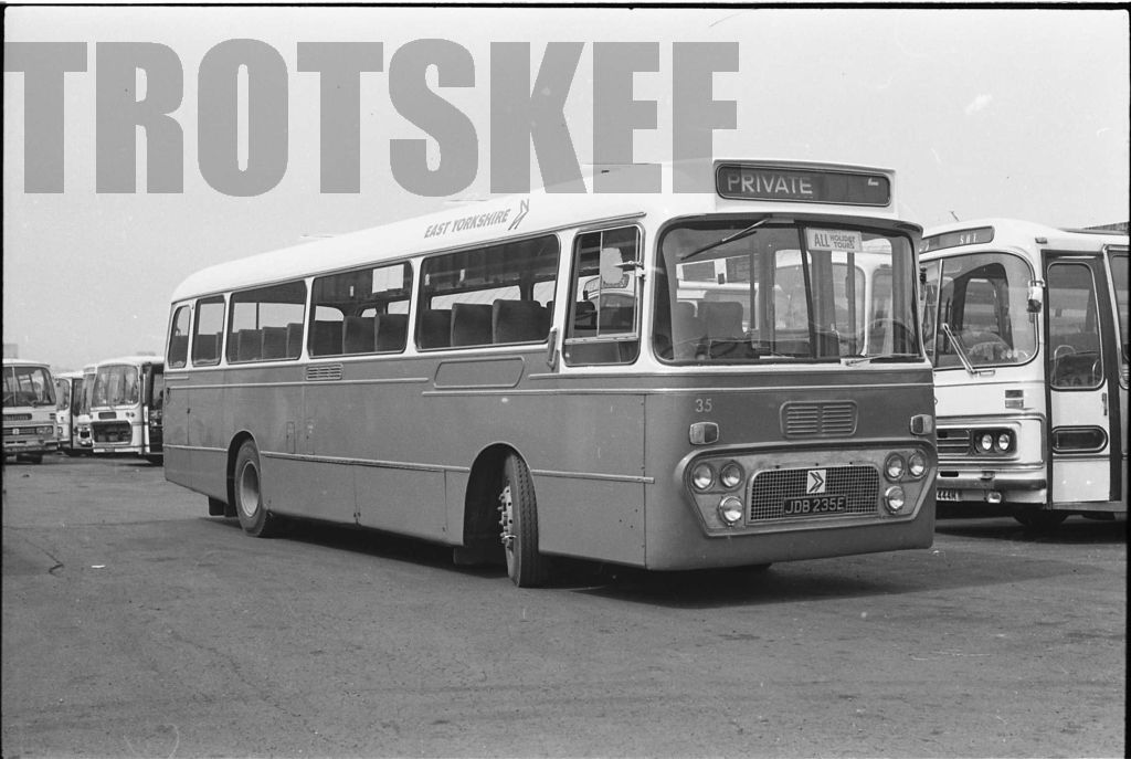 35mm Black and White Negative East Yorkshire Leyland Leopard 35 JDB235E ...